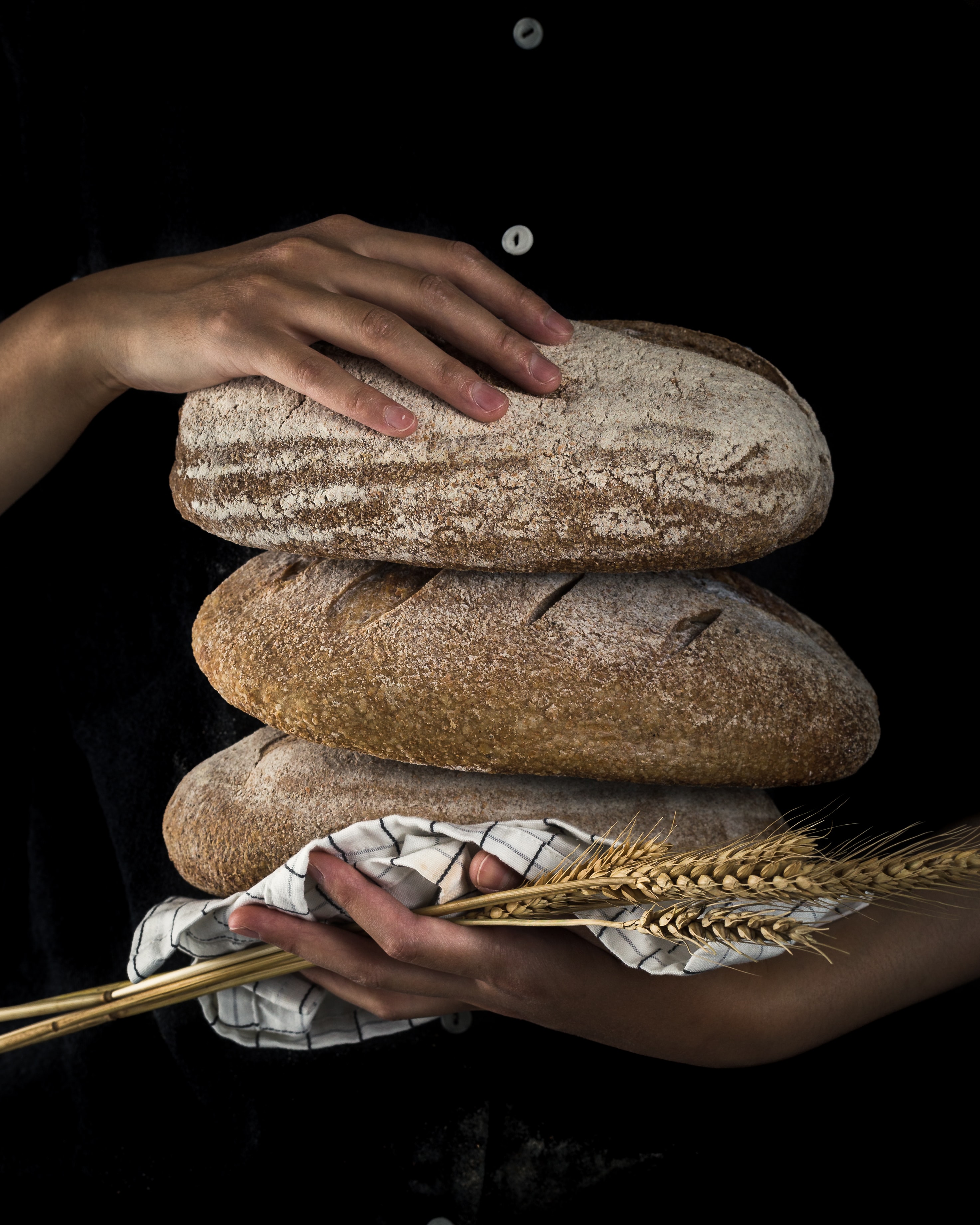 Please Pass The Bread | Por Favor Pasa El Pan | Neighborhood Bible Church