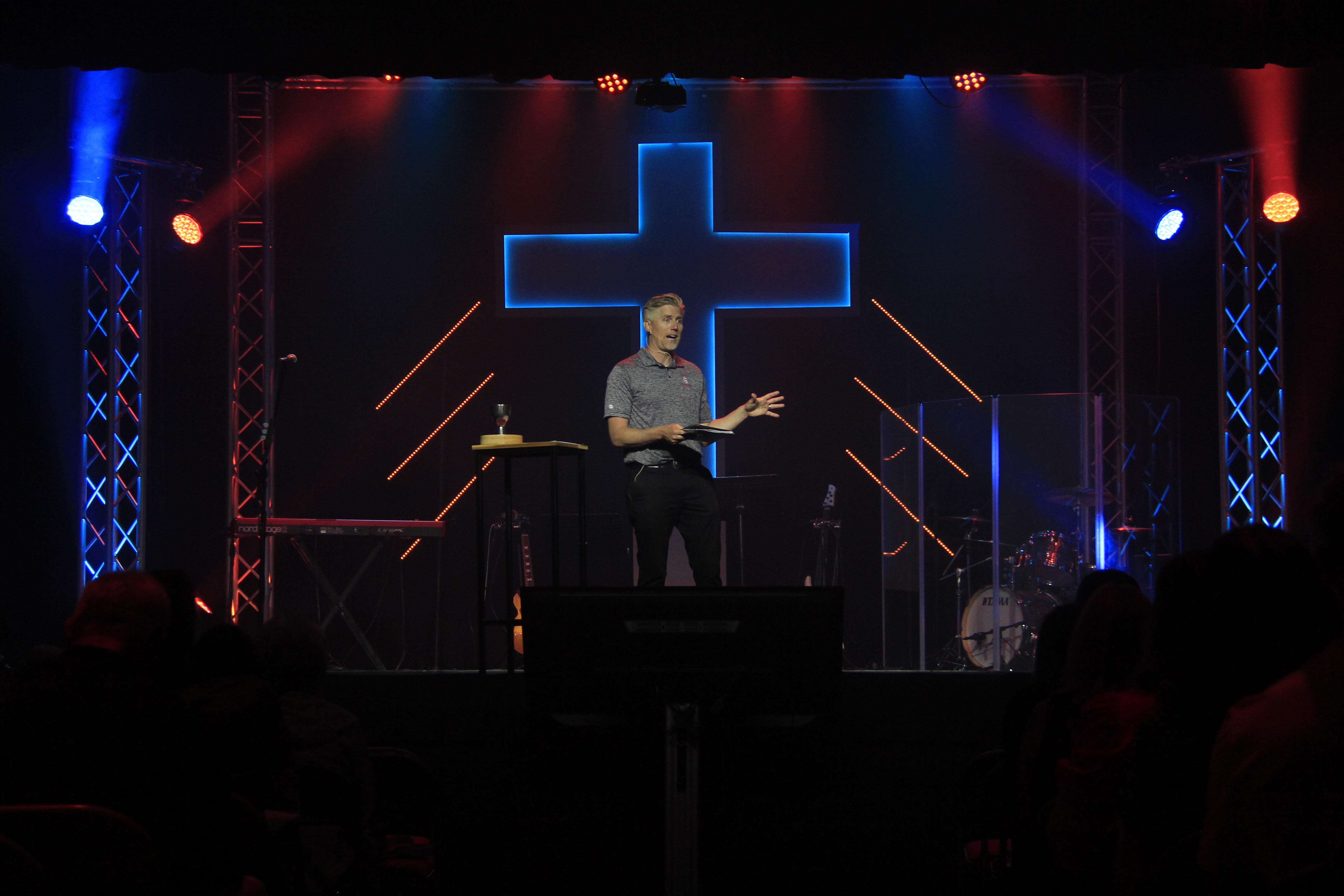 Contemporary Worship | Trinity Lutheran Church & School